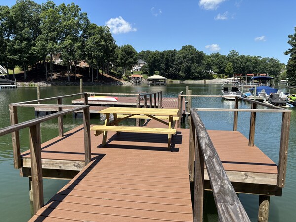 New! Spacious Hidden Paradise At Lake Norman - Lake Norman, Catawba
