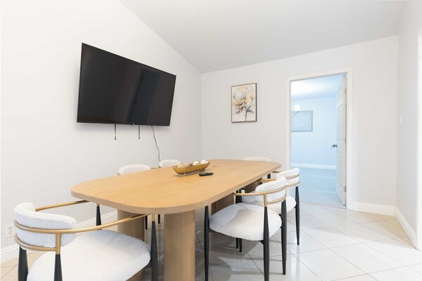 4-bedroom House In Welcoming Arcadia With Ac, Wifi. Enjoy Your Stay - Arcadia, CA