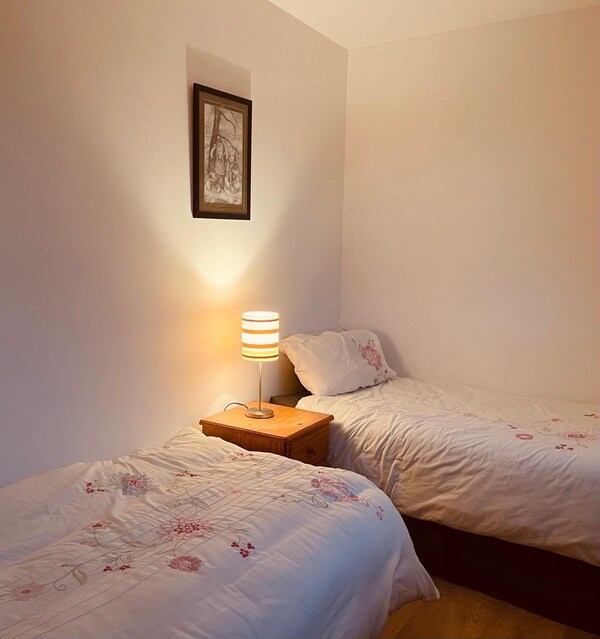 Explore Ireland From The Most Charming Lodge In The Golden Vale - Clare County