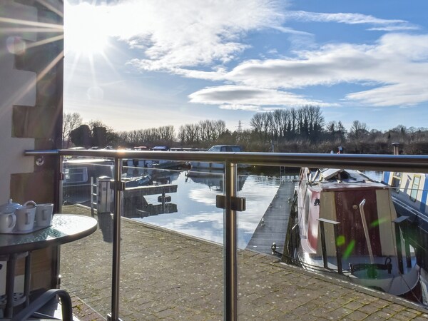 1 Bedroom Accommodation In Carnforth - Carnforth