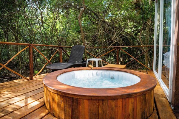 Jungle Cabana With 2 Beds, Ac, And Private Hot Tub. - Riviera Maya