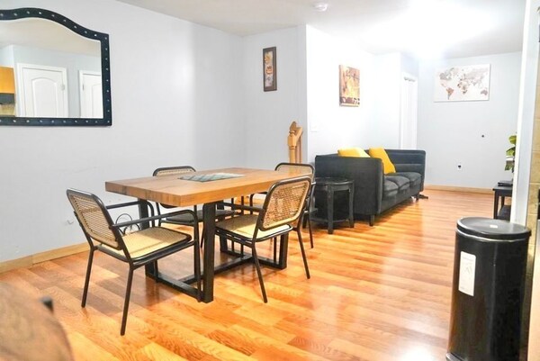 Lovely Loft Near Nyc, Ewr &\Namerican Dream Mall - Livingston, NJ