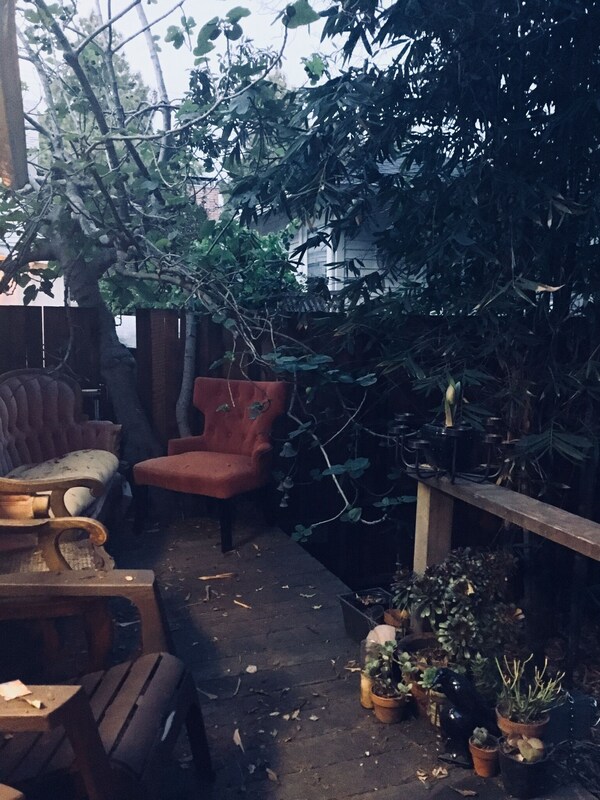 Funky, Old, Busted But Charming: 3 Bedroom House W Wifi, In Lovely Santa Barbara - Santa Barbara, CA