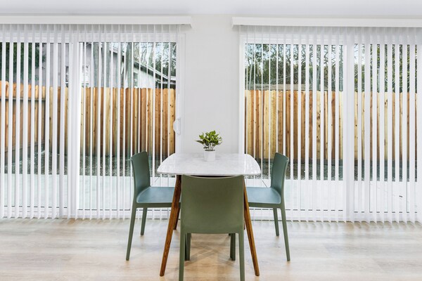 Private Guesthouse In Thousand Oaks Close To Shops & Eats! - 西湖村