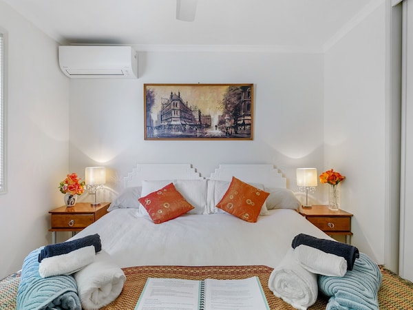Synergy Beachside  Nudist Retreat Kb A/c Dog Friendly! - Hervey Bay