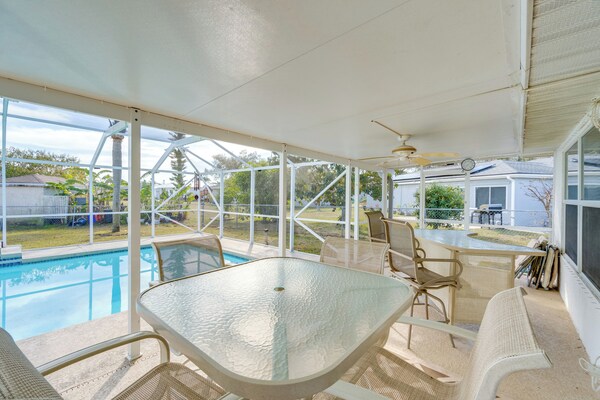 4 Mi To Warm Mineral Springs: Canal-front Getaway - North Port, FL