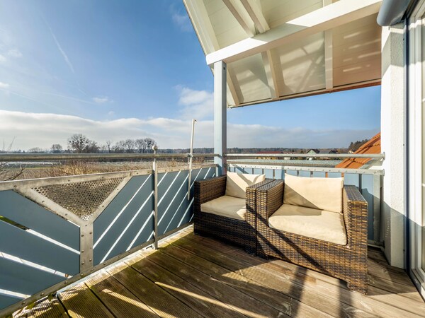 Apartment 'Meckenbeuren' With Mountain View, Balcony And Wi-fi - Ravensburg