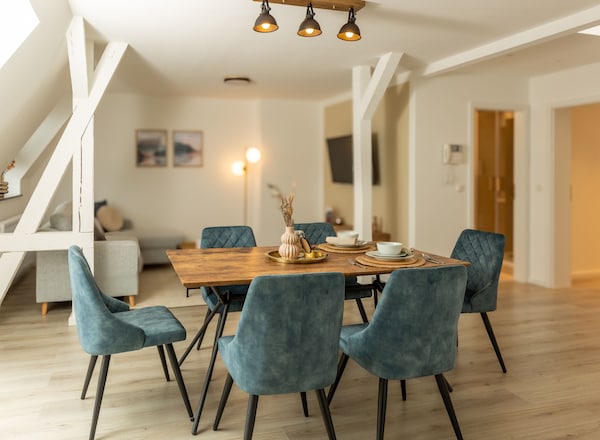 Soulscape Apartments - Kompakter Loft Wohnraum, Mit Lift, Zentrumsnah, Wi-fi - Glauchau