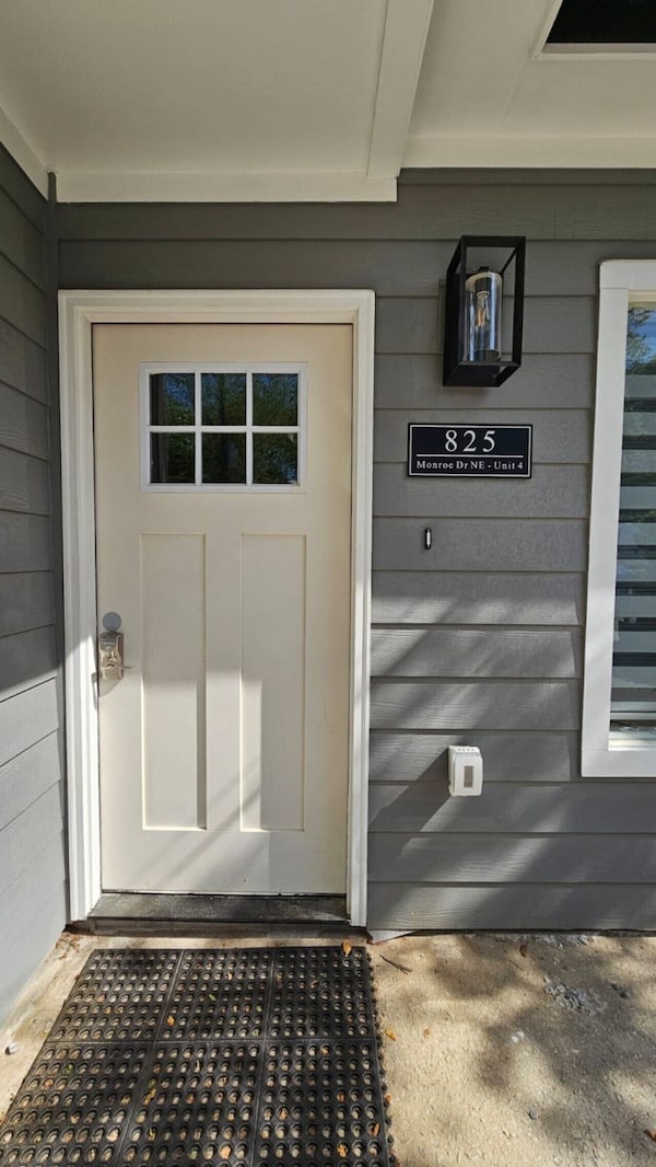 Stylish 2br Home-walk To Midtown - Decatur, GA