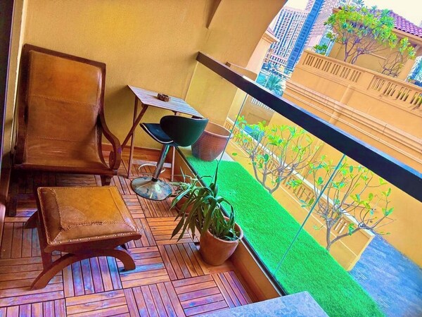 Azure Guesthouse Hostel - Jbr - Dubai