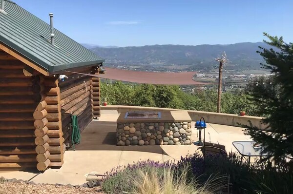 Incredible Views - Orr Springs Rendezvous! - Ukiah, CA