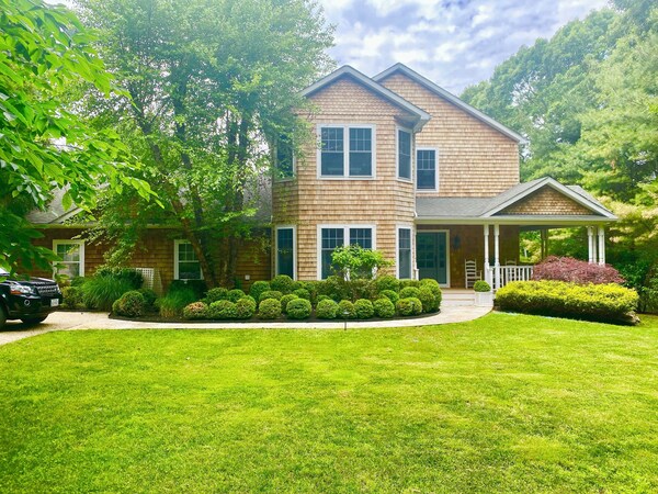 Designer Own Elegant Beachy Sag Harbor Home - Coopers Beach, Southampton