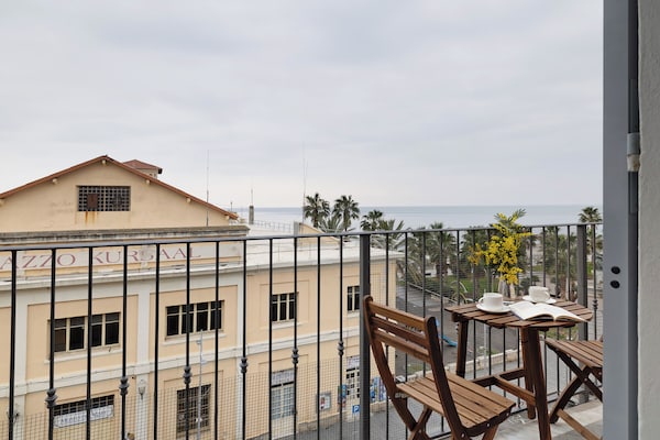 Ferienwohnung 'Puntodivista' Mit Meerblick, Wi-fi Und Klimaanlage - Ceriale