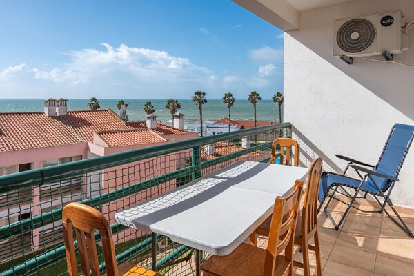 Apartamento 'Vau Nest' Con Vistas Al Mar, Wi-fi Y Aire Acondicionado - Portimão