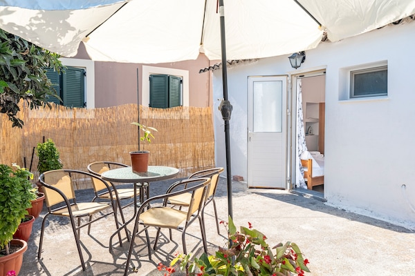 Holiday Home 'Corfu Fotis' With Sea View, Wi-fi And Air Conditioning - Corfu