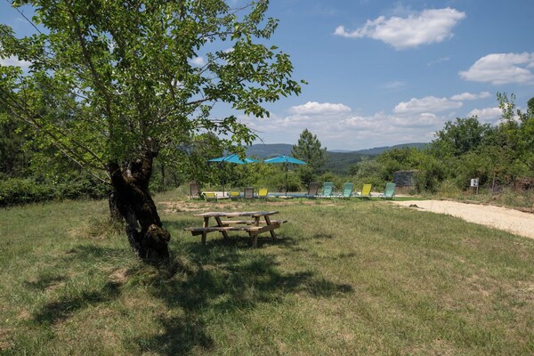 Villa 'Hamlet' Avec Piscine Privée, Terrasse Privée Et Wi-fi - Les Vans