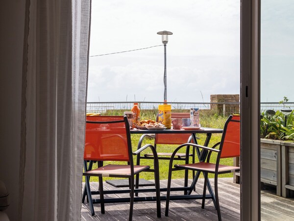Appartement 'Les Pieds Dans L'eau' Mit Meerblick, Privater Terrasse Und Wlan - Trégastel