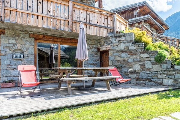 Apartment 'Roméo' With Mountain View, Private Terrace And Shared Garden - Courchevel 1850