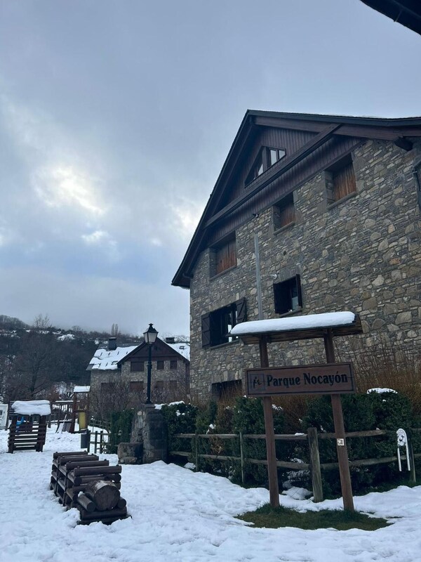 Apartamento 'A10 De Formigal' Con Vistas A La Montaña, Balcón Y Wi-fi - Formigal