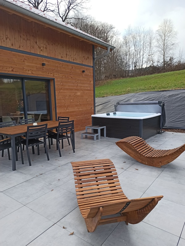 Le Nid Douillet : New Chalet With Breathtaking Views, Private Jacuzzi And Sauna - Black Forest