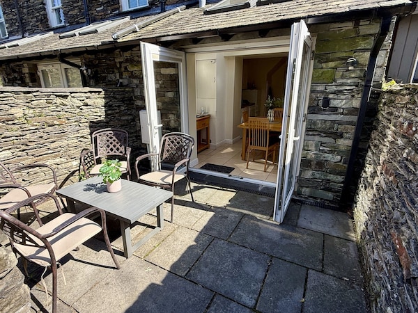 Rothay Cottage, Pet Friendly, With A Garden In Ambleside - Ambleside