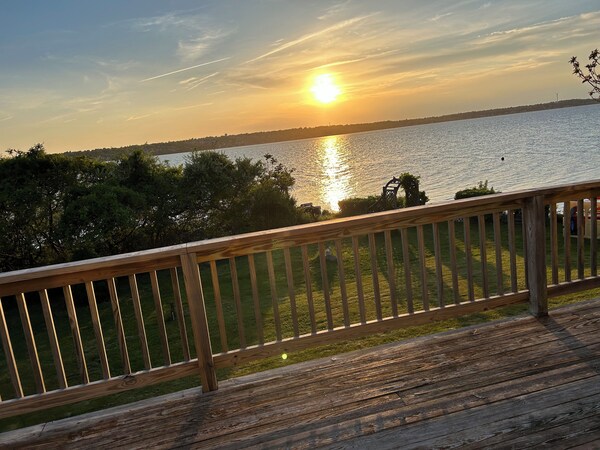 Amazing View Water Front Private Beach Boat Mooring Big Yard Close To Newport - South Shore Road, RI