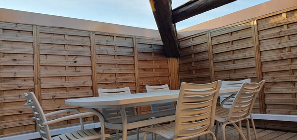 Appartement Avec Ascenseur, Terrasse, Garage A 15 Minutes De La Mer Pour 6 Pers - Fleury