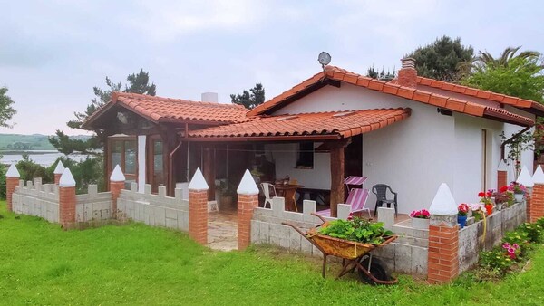 Casita A Pie De La Ría Cerca De La Playa Privada (Apta Para Mascotas) - Limpias
