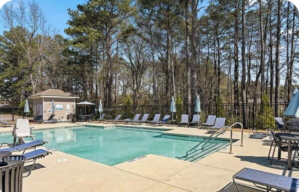 Cozy Apartment In Comfy Stay By Atl Airport + Pool Access. - Fairburn, GA