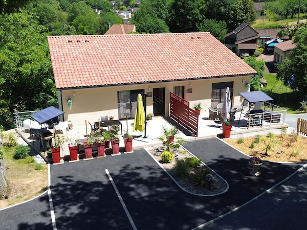 Gîte Le Pic éPeiche Confort Moderne à Sarlat Avec Terrasse, Et Vue Imprenable Sur La Cathédrale - Sarlat-la-Canéda