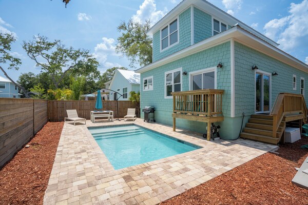 New! Heated Pool! 3 Bedroom 2 King Master Suites Walk To Beach Min To Downtown - Vilano Beach, FL