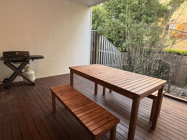 Zen Garden - Serene Townhouse - Gold Coast