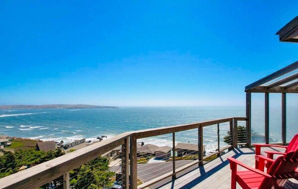 Panoramic Ocean Views Walk To The Beach - Dillon Beach, CA