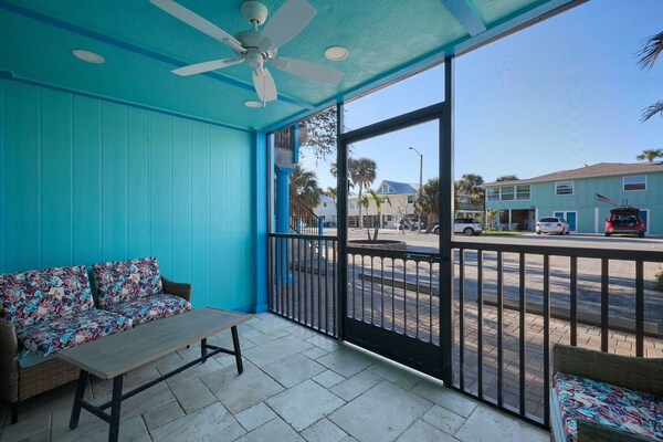 Gorgeous Condo With Heated Pool And Spa, Steps To Beach - Fort Myers Beach, FL