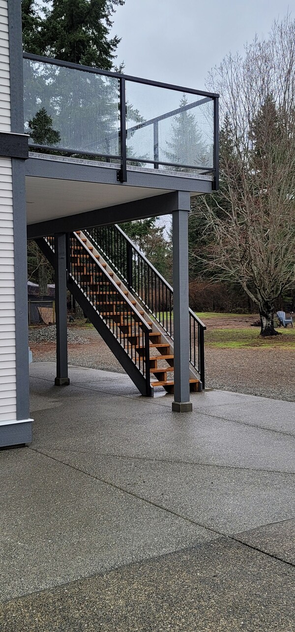 Double D Ranch Guest House - Courtenay