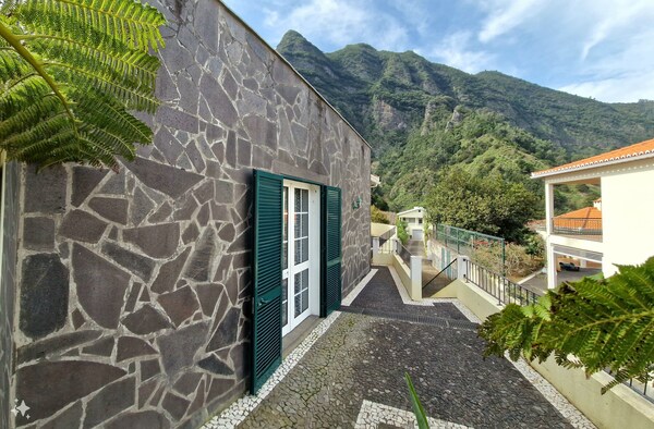Cozy House In Natural Paradise - São Vicente