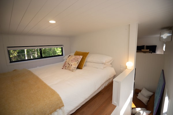 Nestled In Nunderi, This Loft Style Tiny Home Offers A Special Retreat For Two! - Murwillumbah