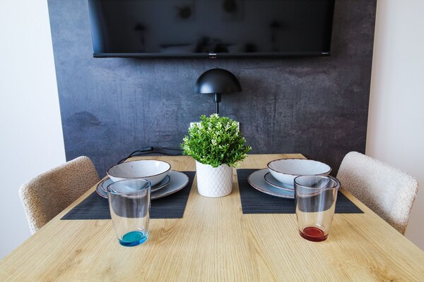 Großzügiges Apartment Im 1.og Mit Lift In Berlin - Berlín