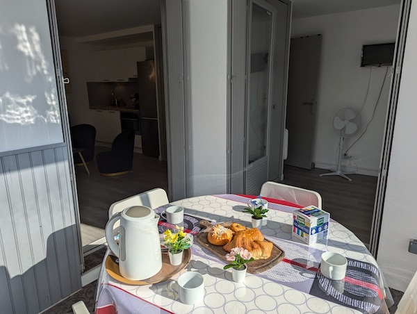 Sol-y-days Sloop Large Appartment 2 Rooms - Saint-Laurent-d'Aigouze