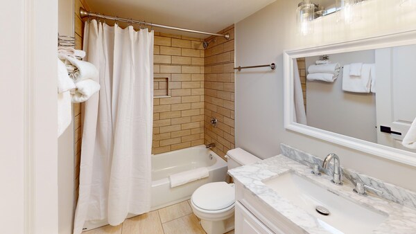New! Silver Creek 5106 - Brigham Two Bedroom Condo - Snowshoe, WV