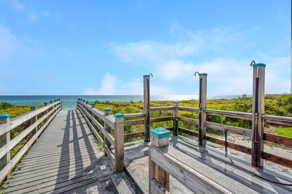 Luxury 4br ~ 3 King Suites ~ Resort Pool & Beach - Rosemary Beach