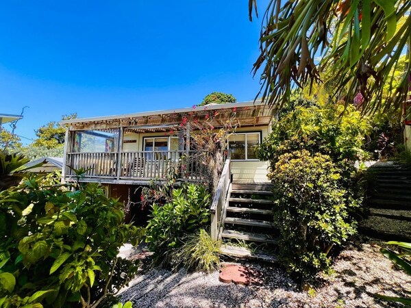 Hosts On The Coast Grange Cottage - Hahei