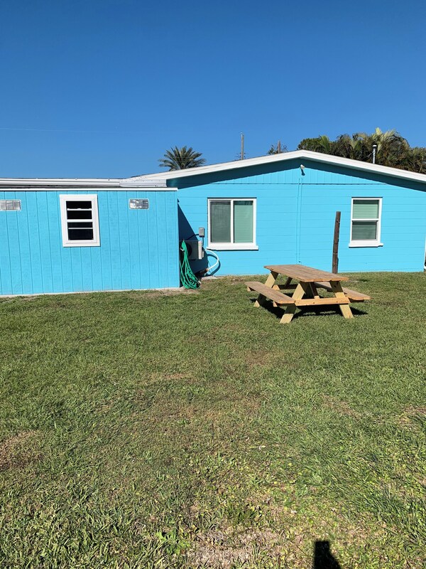Charming 2-bedroom With Wifi And Ac In Englewood - Englewood, FL