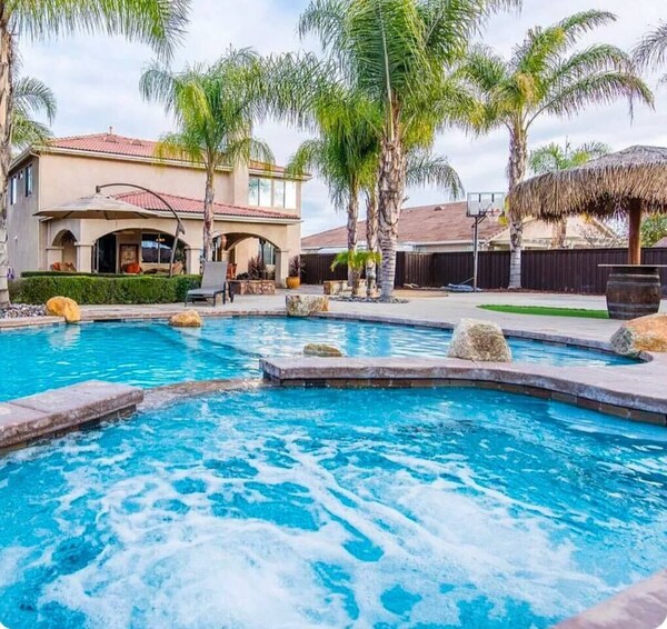 Wine Country Resort  -  Close To Wineries - Temecula, CA