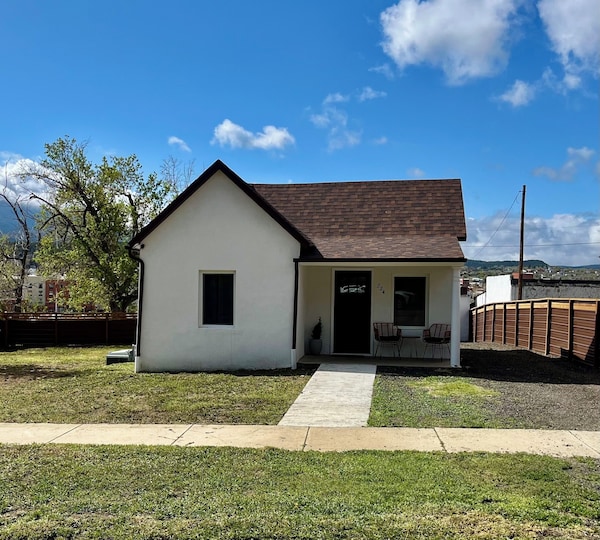 Kit Carson Bungalow: Ac/heat + Pets Free! - Trinidad, CO
