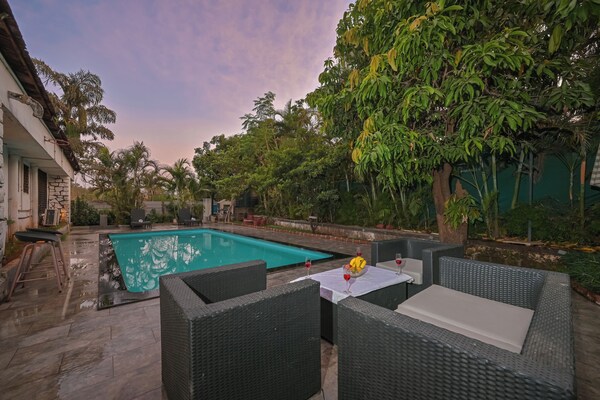 35 Summer Hill 4bhk By Arabian Villas With Huge Pool And Lawns - Khopoli