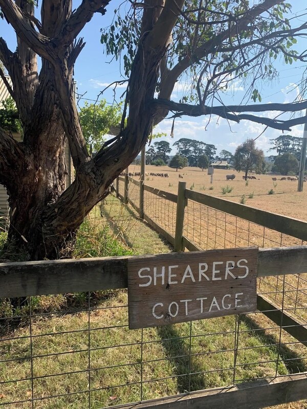 Shearers Cottage At Curraweela Farm - New South Wales