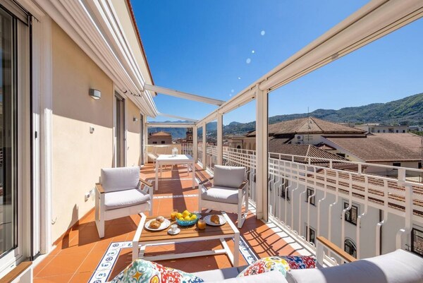 Terry's House - Breathtaking View Of Sorrento - Sorrent