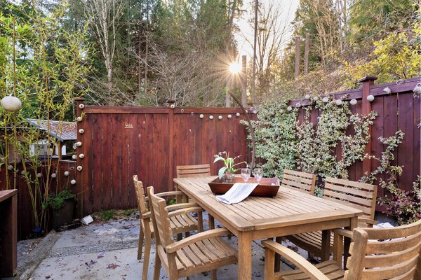 Spacious Bothell Family Home Close To Wine Country - Lynnwood, WA