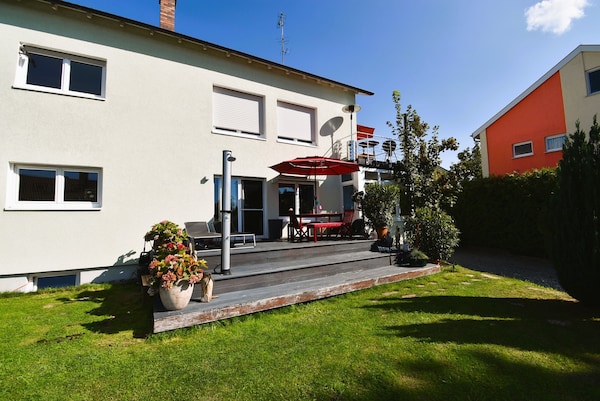 Haus Nähe See Mit 6 Schlafzimmer Für Bis Zu 12 Personen - Nonnenhorn